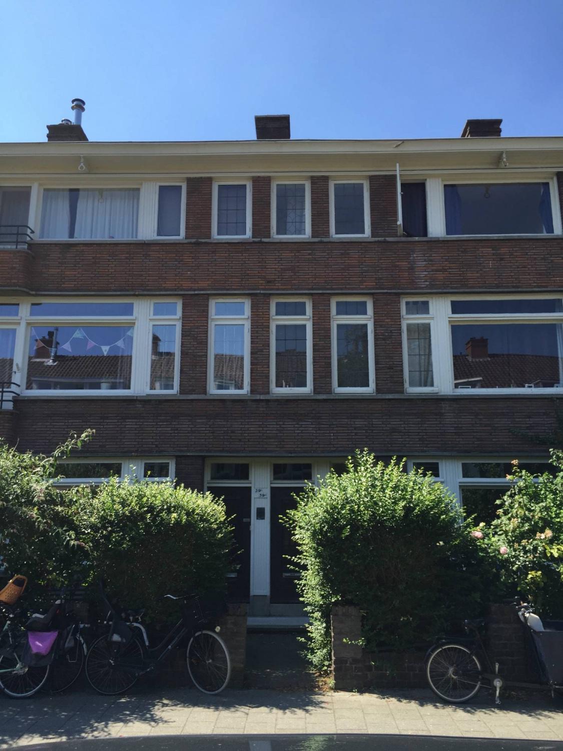 Studio huren in Rotterdam, Charlotte de Bourbonlaan - € 750,- per maand