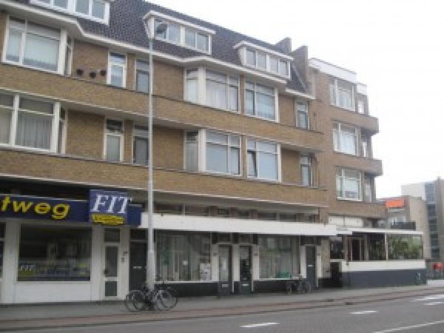 Studio huren in Rotterdam, Uitweg - € 599,- per maand